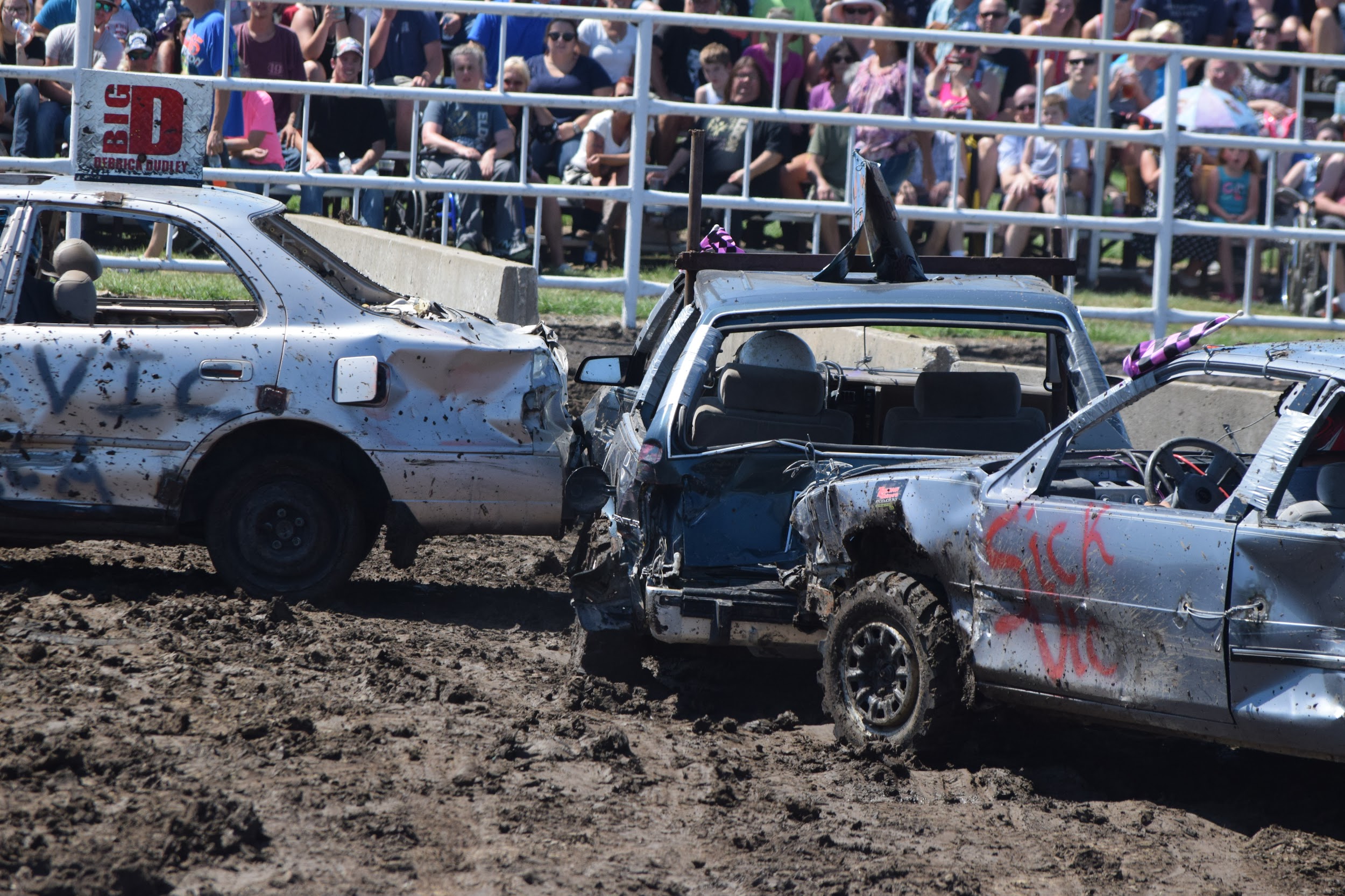 Dirt Tracks, Demolition Derby & Figure 8 Races – Daddio Time